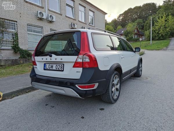 Volvo XC70 2009 Kauņa vietnē Balts Volvo XC70 2009 Kauņa, ar dzinēja tilpumu 3.20 L un nobraukumu 248 tūkst. km par 3100 €, foto 7 vietnē AUTOMOTO.COM.LV