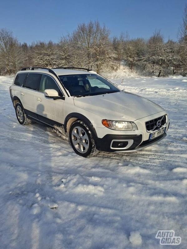 Balts Volvo XC70 2010 Kauņa, ar dzinēja tilpumu 2.40 L un nobraukumu 330 tūkst. km par 5750 €, foto 7 vietnē AUTOMOTO.COM.LV