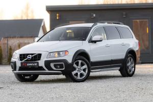 Balts Volvo XC70 2010 Jelgava, ar dzinēja tilpumu 2.40 L un nobraukumu 342 tūkst. km par 6500 €, foto 4 vietnē AUTOMOTO.COM.LV