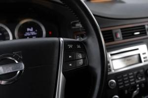 Balts Volvo XC70 2010 Jelgava, ar dzinēja tilpumu 2.40 L un nobraukumu 342 tūkst. km par 6500 €, foto 13 vietnē AUTOMOTO.COM.LV