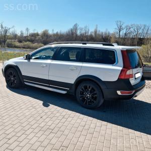 Balts Volvo XC70 2011 Bauska, ar dzinēja tilpumu 2.40 L un nobraukumu 480 tūkst. km par 7000 €, foto 7 vietnē AUTOMOTO.COM.LV