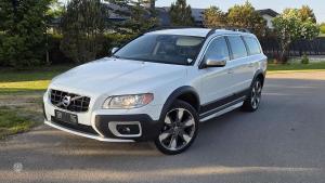 White Volvo XC70 2011 in Panevezys, with an engine capacity of 2.40 L and mileage of 400 thousand km for 7450 €, photo  on AUTOMOTO.COM.LV