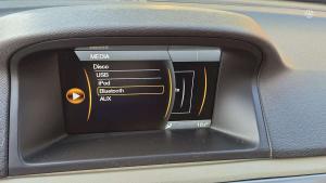 Balts Volvo XC70 2011 Panevēža, ar dzinēja tilpumu 2.40 L un nobraukumu 400 tūkst. km par 7450 €, foto 36 vietnē AUTOMOTO.COM.LV