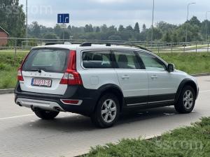 Balts Volvo XC70 2011 Rēzekne, ar dzinēja tilpumu 2.40 L un nobraukumu 334 tūkst. km par 7850 €, foto 9 vietnē AUTOMOTO.COM.LV