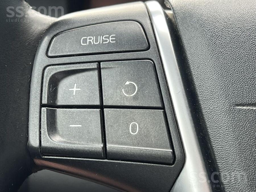 Balts Volvo XC70 2011 Rēzekne, ar dzinēja tilpumu 2.40 L un nobraukumu 334 tūkst. km par 7850 €, foto 21 vietnē AUTOMOTO.COM.LV