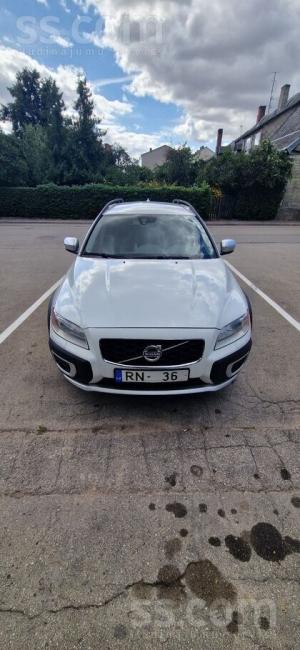 Balts Volvo XC70 2011 Bauska, ar dzinēja tilpumu 2.40 L un nobraukumu 0 tūkst. km par 6700 €, foto 5 vietnē AUTOMOTO.COM.LV