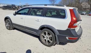 White Volvo XC70 2012 in Vilnius, with an engine capacity of 3.00 L and mileage of 218 thousand km for 7200 €, photo 2 on AUTOMOTO.COM.LV
