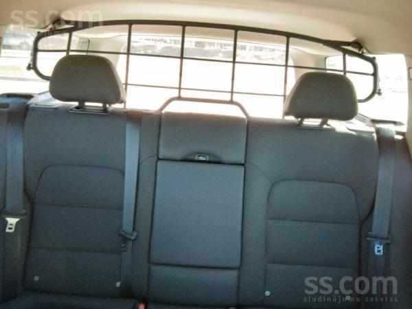 White Volvo XC70 2012 in Riga, with an engine capacity of 2.00 L and mileage of 310 thousand km for 7150 €, photo 10 on AUTOMOTO.COM.LV