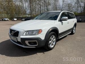 Balts Volvo XC70 2012 Rīga, ar dzinēja tilpumu 2.00 L un nobraukumu 310 tūkst. km par 6950 €, foto 3 vietnē AUTOMOTO.COM.LV