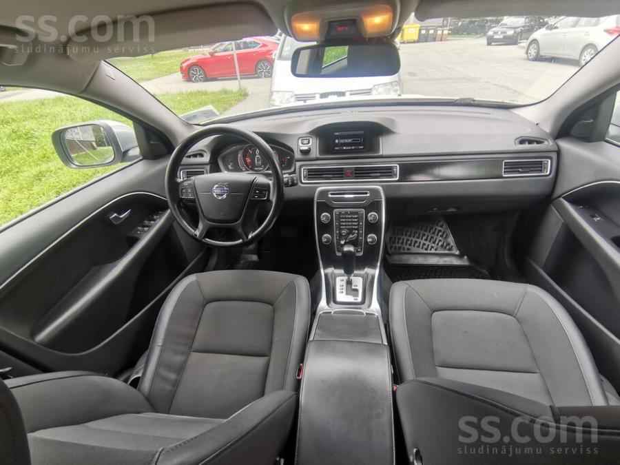 Balts Volvo XC70 2012 Rīga, ar dzinēja tilpumu 2.00 L un nobraukumu 310 tūkst. km par 6950 €, foto 10 vietnē AUTOMOTO.COM.LV
