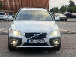 White Volvo XC70 2012 in Ventspils, with an engine capacity of 2.40 L and mileage of 500 thousand km for 9900 €, photo  on AUTOMOTO.COM.LV