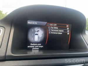White Volvo XC70 2012 in Ventspils, with an engine capacity of 2.40 L and mileage of 500 thousand km for 9900 €, photo 11 on AUTOMOTO.COM.LV