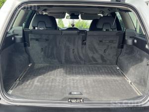 White Volvo XC70 2012 in Ventspils, with an engine capacity of 2.40 L and mileage of 500 thousand km for 9900 €, photo 17 on AUTOMOTO.COM.LV