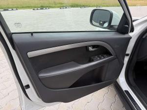 Balts Volvo XC70 2012 Šauļi, ar dzinēja tilpumu 1.98 L un nobraukumu 306 tūkst. km par 7200 €, foto 18 vietnē AUTOMOTO.COM.LV