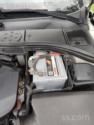 White Volvo XC70 2012 in Riga, with an engine capacity of 2.00 L and mileage of 319 thousand km for 7000 €, photo 12 on AUTOMOTO.COM.LV