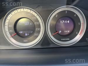 Balts Volvo XC70 2012 Rīga, ar dzinēja tilpumu 2.40 L un nobraukumu 450 tūkst. km par 7500 €, foto 7 vietnē AUTOMOTO.COM.LV