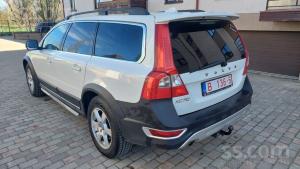 White Volvo XC70 2013 in Riga, with an engine capacity of 2.40 L and mileage of 0 thousand km for 10150 €, photo 7 on AUTOMOTO.COM.LV