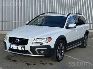 White Volvo XC70 2013 in Riga, with an engine capacity of 2.40 L and mileage of 318 thousand km for 10200 €, photo  on AUTOMOTO.COM.LV