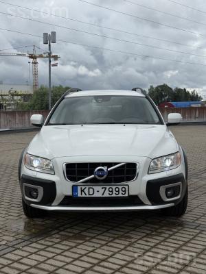 Balts Volvo XC70 2013 Rīga, ar dzinēja tilpumu 2.40 L un nobraukumu 250 tūkst. km par 11900 €, foto 3 vietnē AUTOMOTO.COM.LV