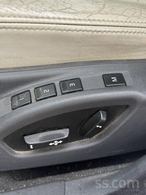 Balts Volvo XC70 2013 Rīga, ar dzinēja tilpumu 2.40 L un nobraukumu 250 tūkst. km par 11900 €, foto 15 vietnē AUTOMOTO.COM.LV