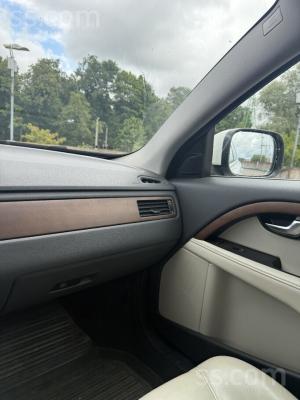 Balts Volvo XC70 2013 Rīga, ar dzinēja tilpumu 2.40 L un nobraukumu 250 tūkst. km par 11900 €, foto 18 vietnē AUTOMOTO.COM.LV