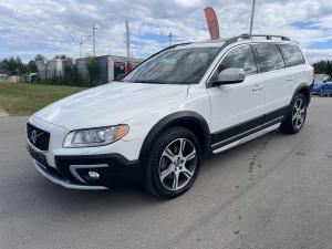 White Volvo XC70 2013 in Kaunas, with an engine capacity of 1.98 L and mileage of 267 thousand km for 9550 €, photo 3 on AUTOMOTO.COM.LV