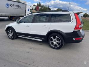 White Volvo XC70 2013 in Kaunas, with an engine capacity of 1.98 L and mileage of 267 thousand km for 9550 €, photo 16 on AUTOMOTO.COM.LV