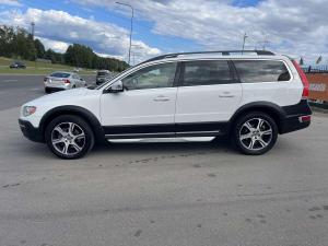 White Volvo XC70 2013 in Kaunas, with an engine capacity of 1.98 L and mileage of 267 thousand km for 9550 €, photo 17 on AUTOMOTO.COM.LV