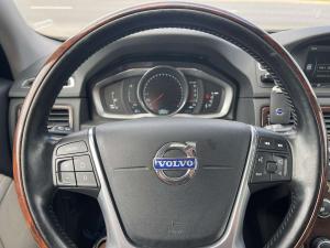 White Volvo XC70 2013 in Kaunas, with an engine capacity of 1.98 L and mileage of 267 thousand km for 9550 €, photo 20 on AUTOMOTO.COM.LV