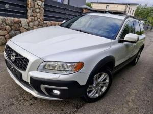 Balts Volvo XC70 2013 Viļņa, ar dzinēja tilpumu 2.95 L un nobraukumu 214 tūkst. km par 9900 €, foto  vietnē AUTOMOTO.COM.LV