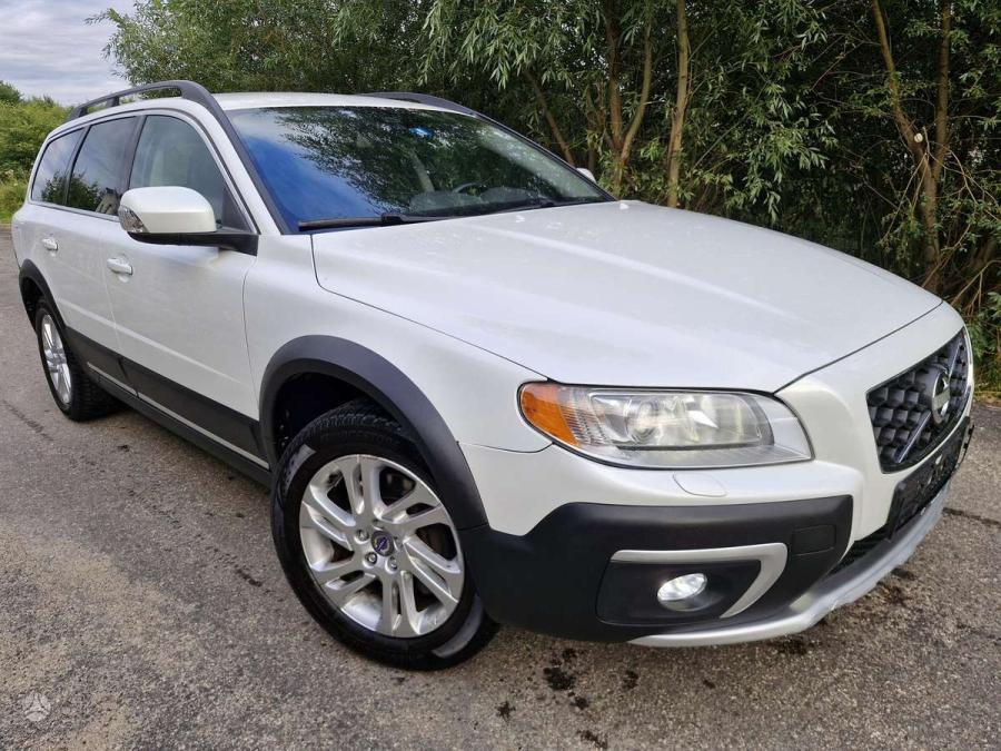 Balts Volvo XC70 2013 Viļņa, ar dzinēja tilpumu 2.95 L un nobraukumu 214 tūkst. km par 9900 €, foto 6 vietnē AUTOMOTO.COM.LV