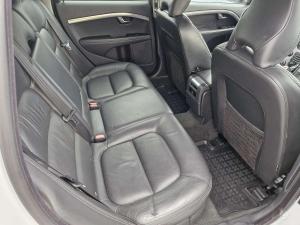 Balts Volvo XC70 2013 Viļņa, ar dzinēja tilpumu 2.95 L un nobraukumu 214 tūkst. km par 9900 €, foto 12 vietnē AUTOMOTO.COM.LV