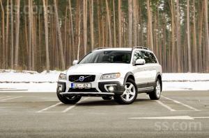 White Volvo XC70 2014 in Riga, with an engine capacity of 2.40 L and mileage of 281 thousand km for 9390 €, photo 5 on AUTOMOTO.COM.LV