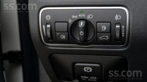 White Volvo XC70 2014 in Riga, with an engine capacity of 2.40 L and mileage of 281 thousand km for 9390 €, photo 24 on AUTOMOTO.COM.LV