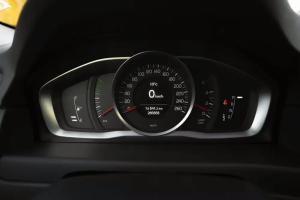 Белый Вольво ХС70 2014 в Елгава, объемом двигателя 2.40 л и пробегом 265 тыс. км за 9800 €, фото 12 на AUTOMOTO.COM.LV