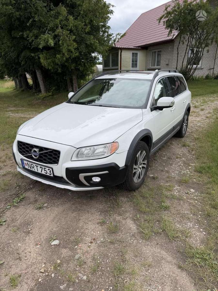 Balts Volvo XC70 2014 Viļņa, ar dzinēja tilpumu 3.19 L un nobraukumu 252 tūkst. km par 10200 €, foto 1 vietnē AUTOMOTO.COM.LV