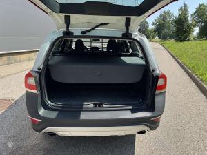 White Volvo XC70 2014 in Alytus, with an engine capacity of 1.97 L and mileage of 279 thousand km for 8600 €, photo 6 on AUTOMOTO.COM.LV