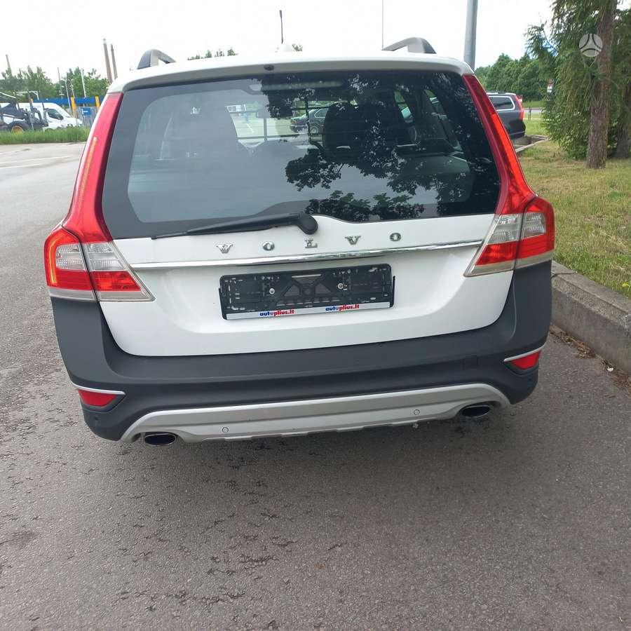 White Volvo XC70 2014 in Panevezys, with an engine capacity of 1.97 L and mileage of 281 thousand km for 9450 €, photo 7 on AUTOMOTO.COM.LV