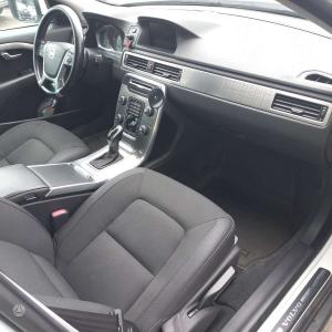 White Volvo XC70 2014 in Panevezys, with an engine capacity of 1.97 L and mileage of 281 thousand km for 9450 €, photo 18 on AUTOMOTO.COM.LV