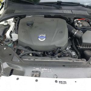 White Volvo XC70 2014 in Panevezys, with an engine capacity of 1.97 L and mileage of 281 thousand km for 9450 €, photo 21 on AUTOMOTO.COM.LV