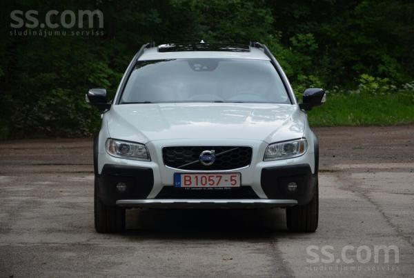 Balts Volvo XC70 2015 Rīga, ar dzinēja tilpumu 2.40 L un nobraukumu 0 tūkst. km par 14490 €, foto 2 vietnē AUTOMOTO.COM.LV