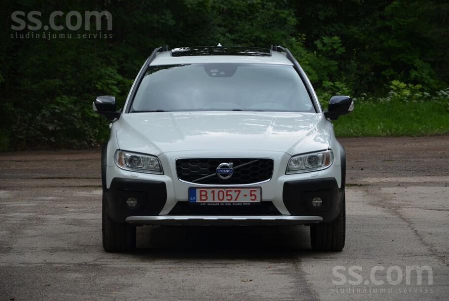 Balts Volvo XC70 2015 Rīga, ar dzinēja tilpumu 2.40 L un nobraukumu 0 tūkst. km par 2250 €, foto 2 vietnē AUTOMOTO.COM.LV