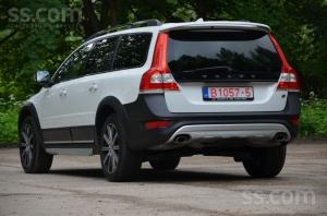Balts Volvo XC70 2015 Rīga, ar dzinēja tilpumu 2.40 L un nobraukumu 0 tūkst. km par 2250 €, foto 5 vietnē AUTOMOTO.COM.LV