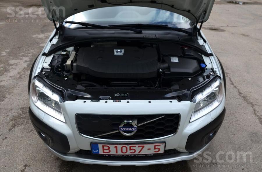 Balts Volvo XC70 2015 Rīga, ar dzinēja tilpumu 2.40 L un nobraukumu 0 tūkst. km par 2250 €, foto 10 vietnē AUTOMOTO.COM.LV
