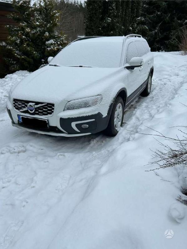 Balts Volvo XC70 2015 Viļņa, ar dzinēja tilpumu 2.40 L un nobraukumu 251 tūkst. km par 14500 €, foto 3 vietnē AUTOMOTO.COM.LV