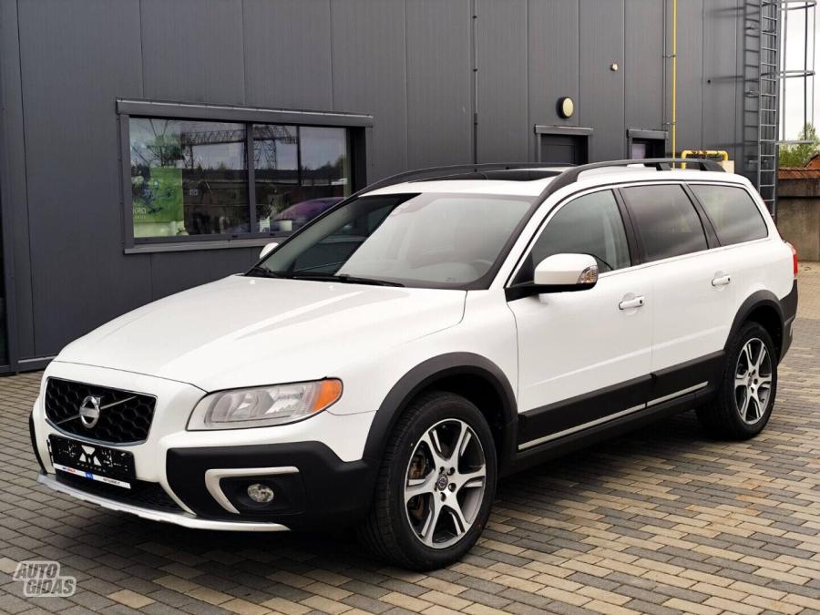 Balts Volvo XC70 2015 Šauļi, ar dzinēja tilpumu 3.00 L un nobraukumu 310 tūkst. km par 11950 €, foto 3 vietnē AUTOMOTO.COM.LV