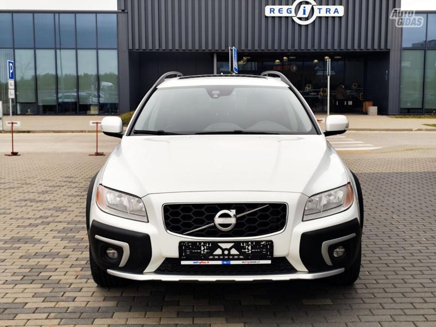 Balts Volvo XC70 2015 Šauļi, ar dzinēja tilpumu 3.00 L un nobraukumu 310 tūkst. km par 11950 €, foto 4 vietnē AUTOMOTO.COM.LV