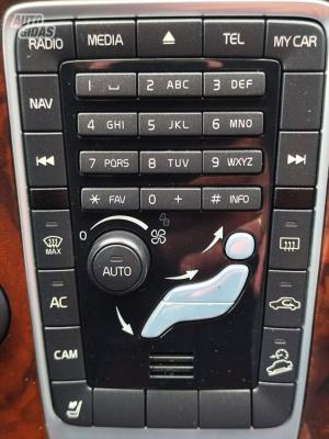 Balts Volvo XC70 2015 Šauļi, ar dzinēja tilpumu 3.00 L un nobraukumu 310 tūkst. km par 11950 €, foto 16 vietnē AUTOMOTO.COM.LV