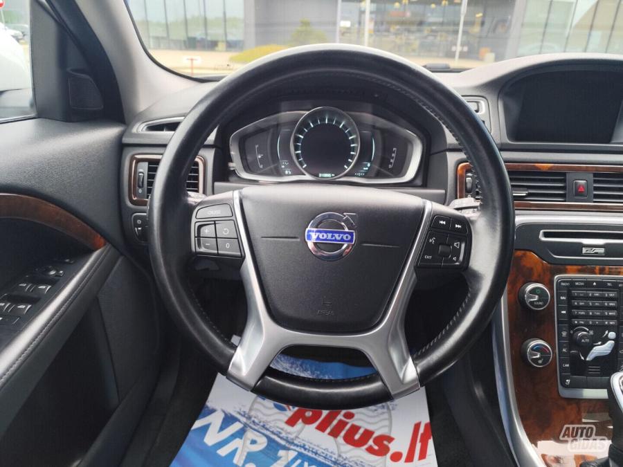 Balts Volvo XC70 2015 Šauļi, ar dzinēja tilpumu 3.00 L un nobraukumu 310 tūkst. km par 11200 €, foto 14 vietnē AUTOMOTO.COM.LV