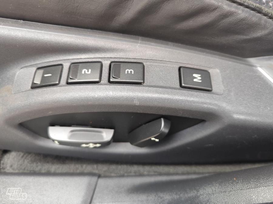 Balts Volvo XC70 2015 Šauļi, ar dzinēja tilpumu 3.00 L un nobraukumu 310 tūkst. km par 11200 €, foto 24 vietnē AUTOMOTO.COM.LV